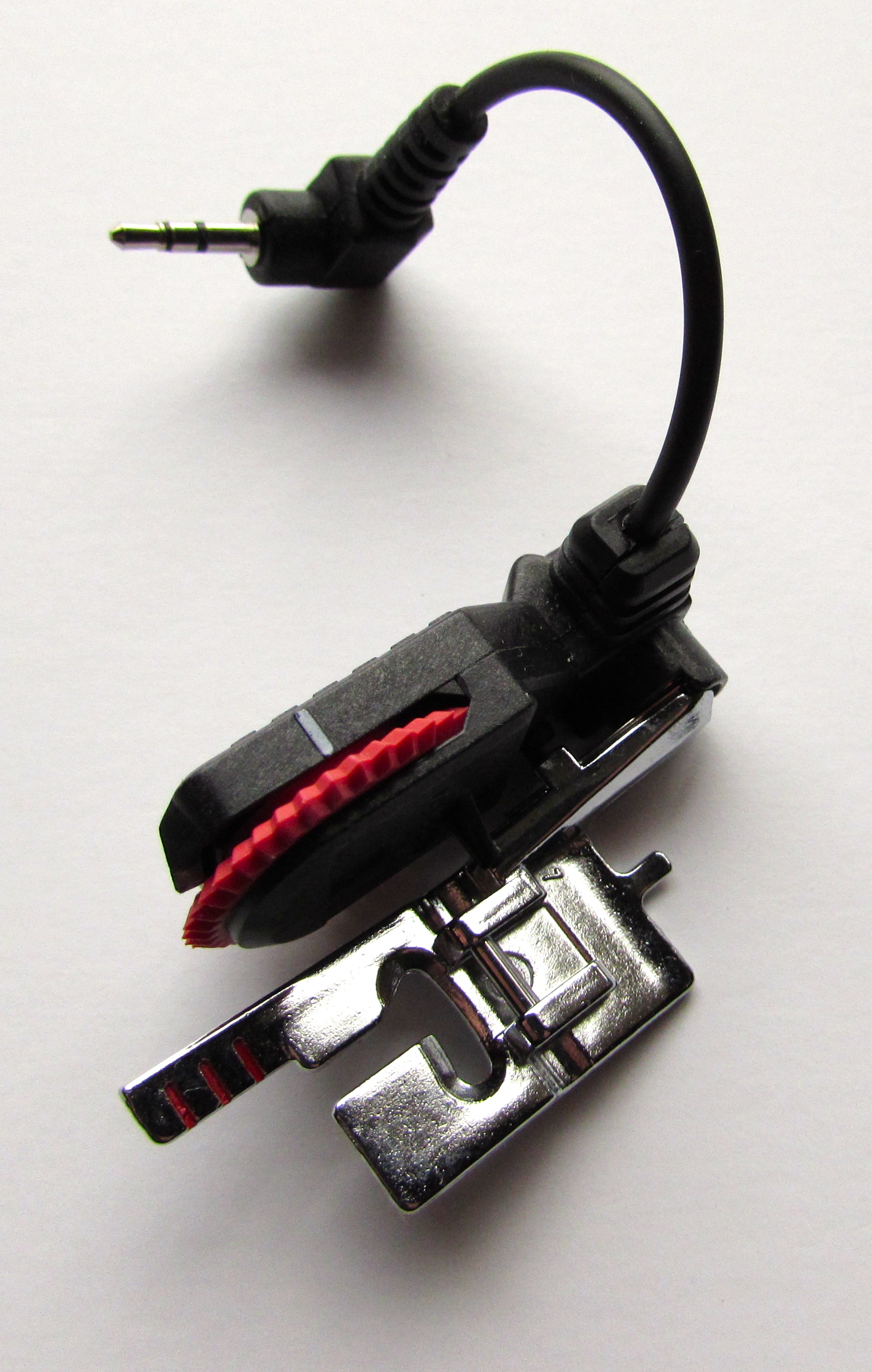 What Are All Those Presser Feet For Anyway? | ITCHIN' FOR SOME STITCHIN'