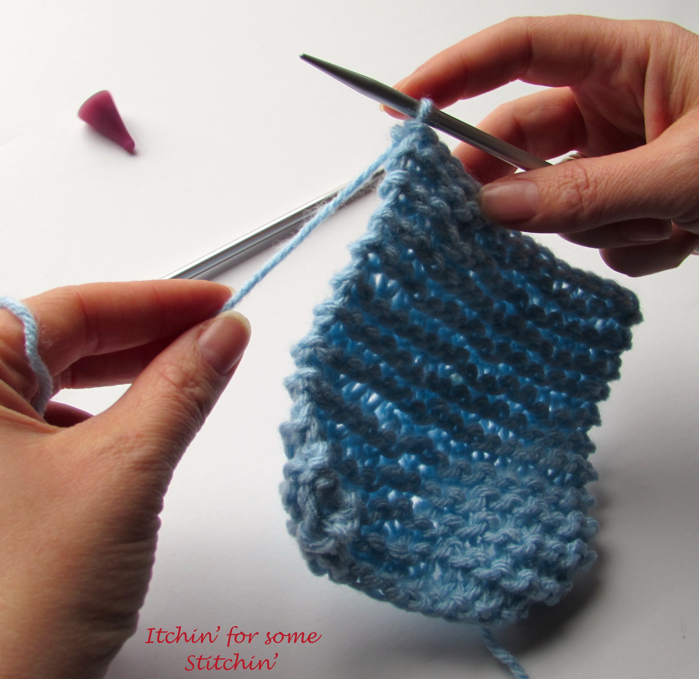 Knitting Basics: How to Cast Off Like a Pro!